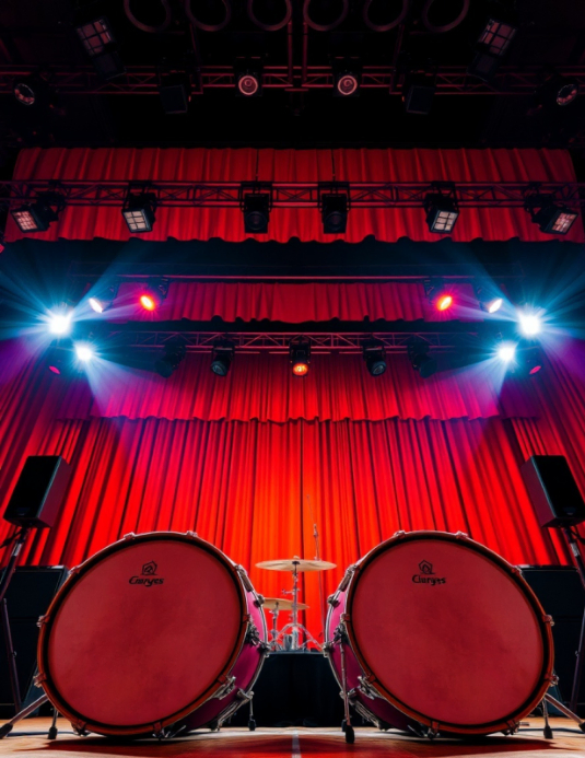 Plantilla de Professional Blank Concert Stage With Red Curtains And ...