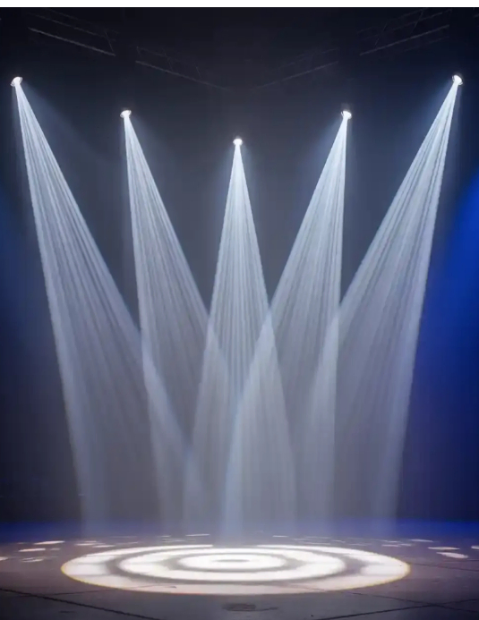 Plantilla de White Maximalist Stage Spotlight Flyer (us Letter ...